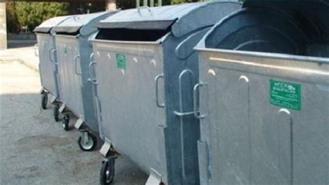 Отдадени на професията Видински ченгета ровят в кофите за боклук за нелегални цигари и тютюн