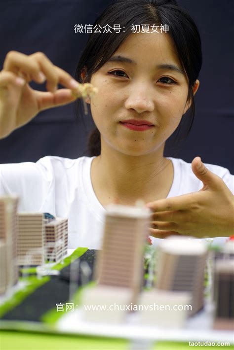 初夏女神 No 066 点点 误入小人国[110p 1v／4 11gb] 套图岛