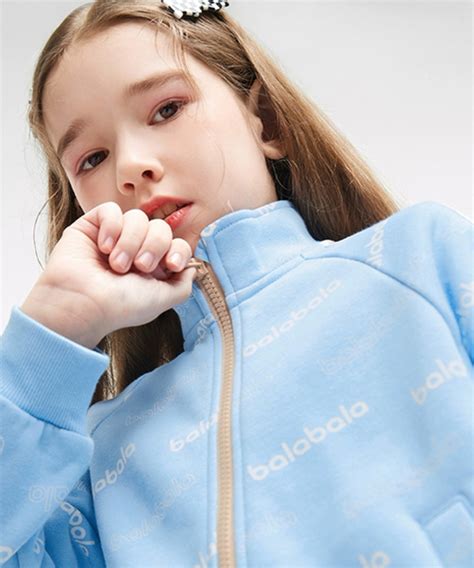 Dasha Cover 1 Model