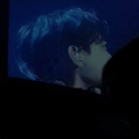 1of1샤이니 민트곰 On Twitter 민호가 사랑이었나봐 부를때 객석 속 팬들 찬찬히 살펴볼때의 그 눈빛엔 진짜