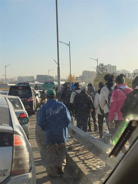 П Баттулгуур On Twitter Яармаг ч хэцүү газар болчихлоо шүү T