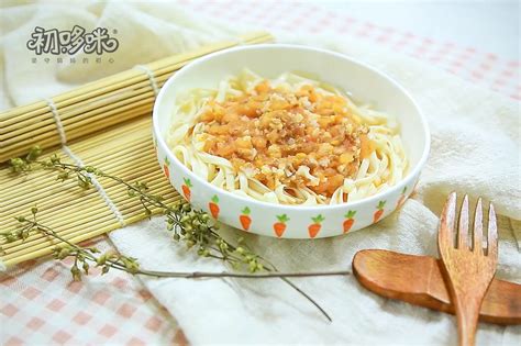 初哆咪辅食视频番茄牛肉拌面这么做，宝宝爱不释手凤凰网视频凤凰网