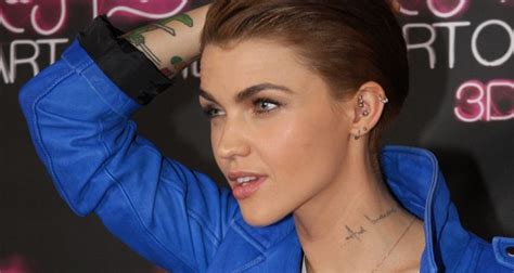 بیوگرافی روبی رز بازیگر و مدل استرالیایی فیلم جان ویک مینویسم