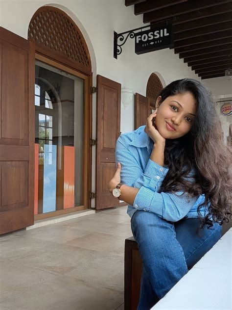 Nipunika Dissanayake ඉතිං කොහොමද 🩵 Nipunikadissanayake