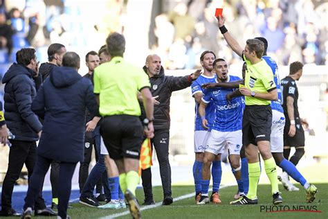 Fiscus Blijft Voetbal Bestoken Nu Ook Belastingen Betalen Op Rode