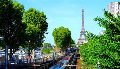 Savez Vous Quel Nom Cocasse Le Rer Parisien A Failli Avoir