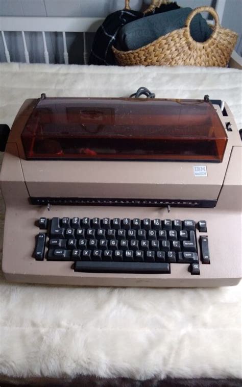 1974 Ibm Selectric Ii On The Typewriter Database