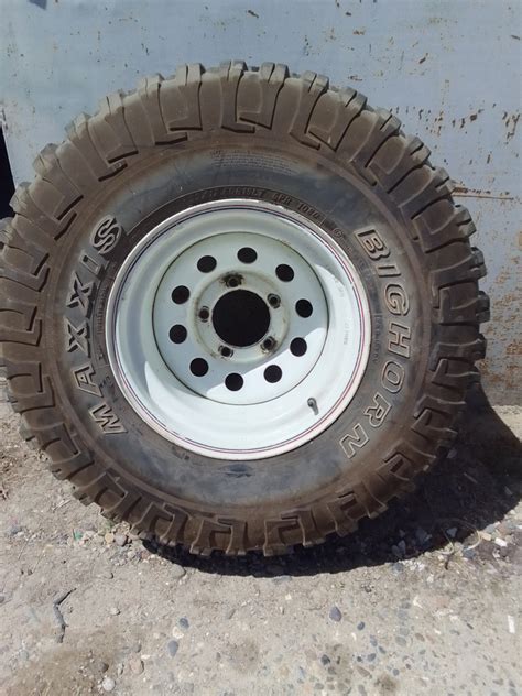 Шины всесезонные Maxxis 315/75 R15, штампованные диски ОФф роад вилс ...