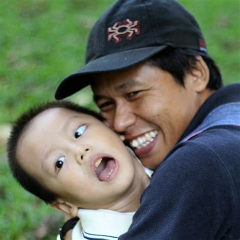 Hanom Bashari Youtube