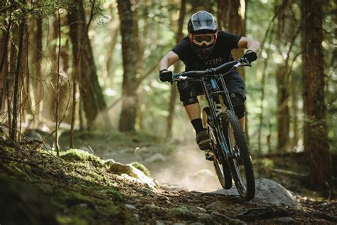 First Look First Ride 2015 Giant Glory 275 Mountain Bike Feature
