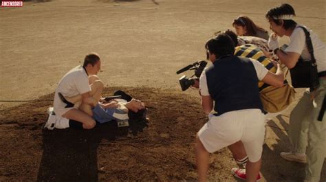 Ami Tomite Nuda ~30 Anni In The Naked Director