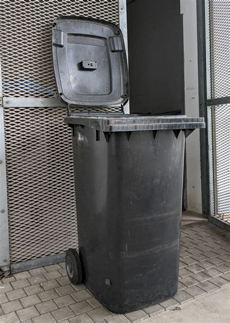 Making Garbage Management Operations Smarter