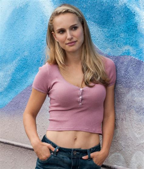 Natalie Portmans Sexy Midriff Rmidriff