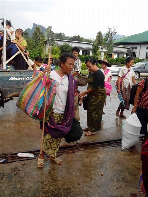 Dvb ကရင္တိုက္ပြဲေၾကာင့္ ေဒသခံ ၂၀၀၀ ေက်ာ္ ထြက္ေျပး