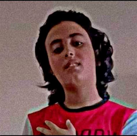 المغني الصغير Alexandria