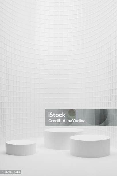 곡선 골방으로 현대 흰색 추상 무대 모형 3 실린더 연단 모자이크 타일 절묘한 아름다움 스타일 프리젠 테이션 화장품 제품 광고 디스플레이 수직에 대한 템플릿 강단에 대한