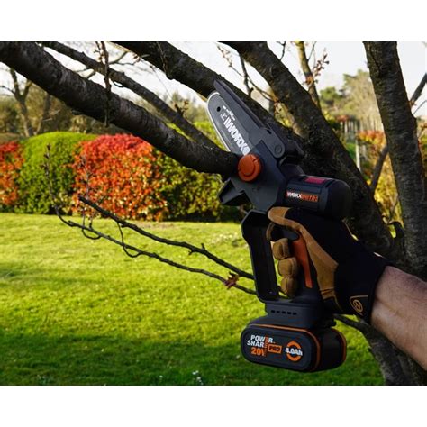 Worx Nitro Brushless One Handed Chainsaw