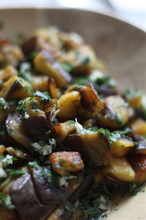 Салата с патладжан и дресинг от ябълков оцет и чесън My Candy Kitchen