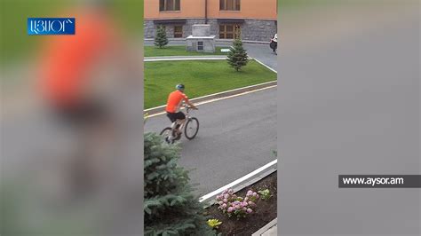 Հեծանիվը պատասխանատվություն է Նիկոլ Փաշինյանն այսօր աշխատանքի է գնացել հեծանիվով Youtube