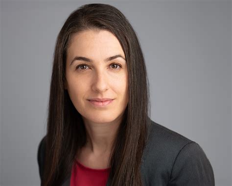 Corporate Linkedin Headshot Profile Picture Photographer Near Me Andrej Valko Headshot And