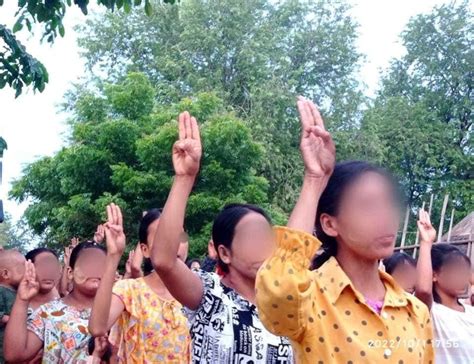 မြိုင်မြို့နယ် သပိတ် စစ်ကြောင်း အကြမ်းဖက် စစ်ကောင်စီ ဖြုတ်ချရေး ချီတက် ဆန္ဒပြ Khit Thit Media