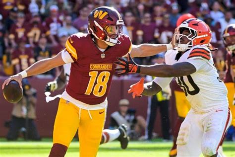 Marcus Mariota Meeting With Media On Wednesday Team Prepping Him For Possible Start In Week 3