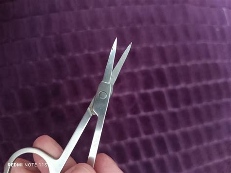 Ножницы маникюрные — цена 85 грн в каталоге Инструменты для маникюра