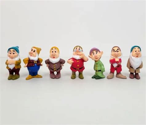Vintage Disney Snow White And The Seven Dwarfs Soft Plastic Figurines