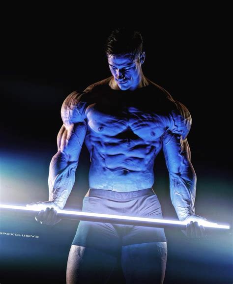 Mikey Mike On Twitter Rt Musclejacking Tall Muscle Hunk Voros Mate 🇭🇺