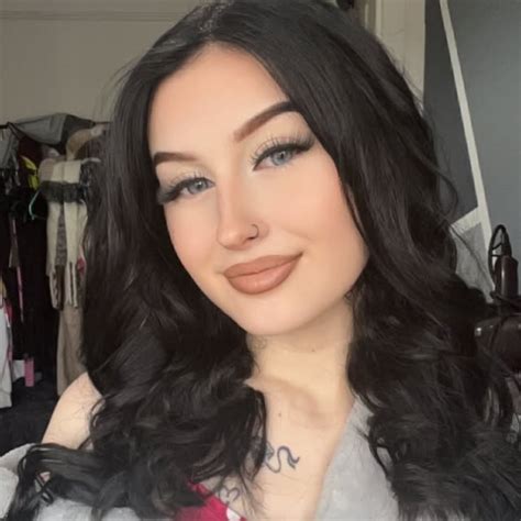 Chloe Louise Cocoljs • Threads Say More