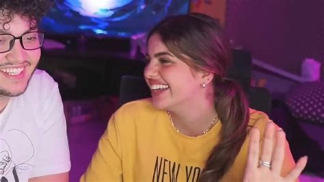 اتحداك ما تضحك مع صبا 🤣 Youtube