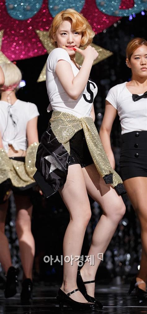포토 효영 금발의 섹시미 아시아경제