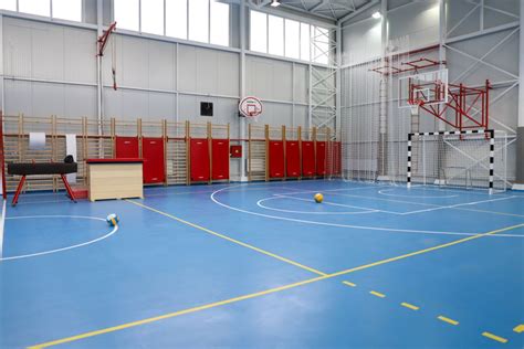 Заев По повеќе од десет години учениците од ОУ „Вера Јоциќ“ во населба Хиподром имаат современа