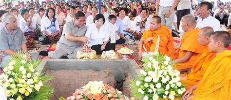 ឯកឧត្តម ជា ចាន់ តូ អគ្គទេសាភិបាល ធនាគារជាតិ នៃ កម្ពុជា បាន អញ្ជើញ ចូលរួម ក្នុង ពិធី បញ្ចុះ បឋម