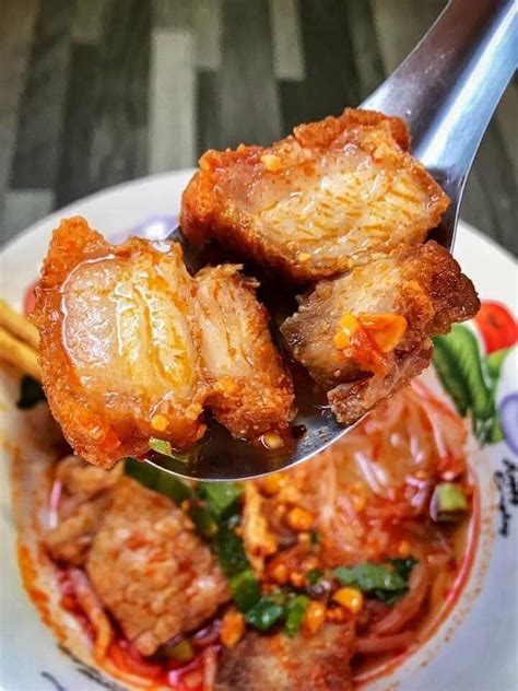 ថៃ៖ អតីតកម្មការនីរោងចក្រ ចេញមករកសុីដំបូងបរាជ័យច្រើនលើកច្រើនសារ