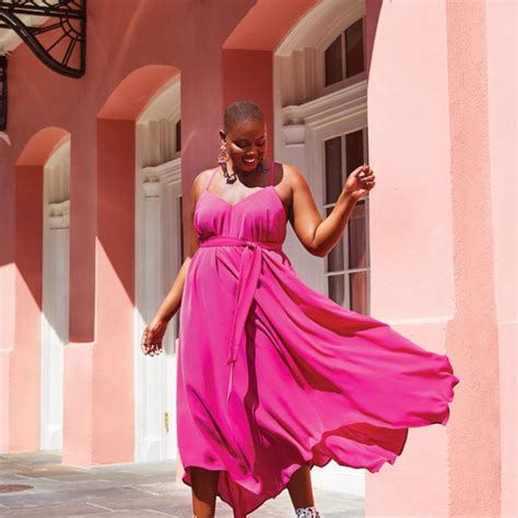 Oh Hey Curvy Girl Weve Got The Essence Festival Style Essentials You