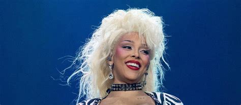 Doja Cat Concert Tickets Tour Dates Locations Seatgeek