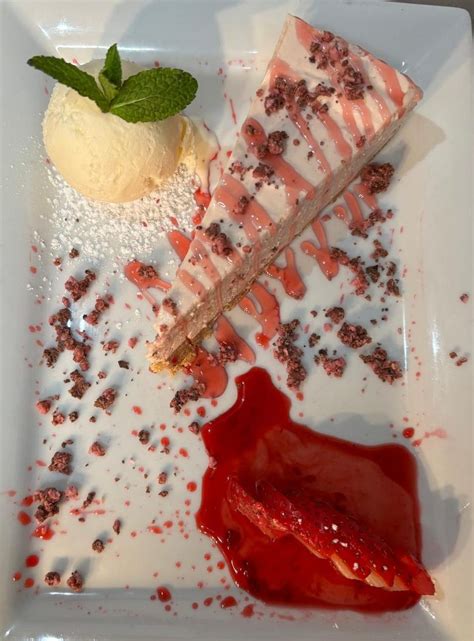 Raspberry Ruffle Cheesecake The Errigle Inn