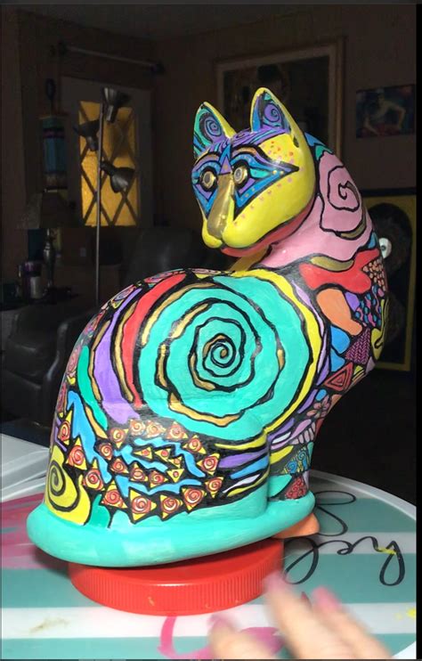 Oddball Observations Here Kitty Kitty