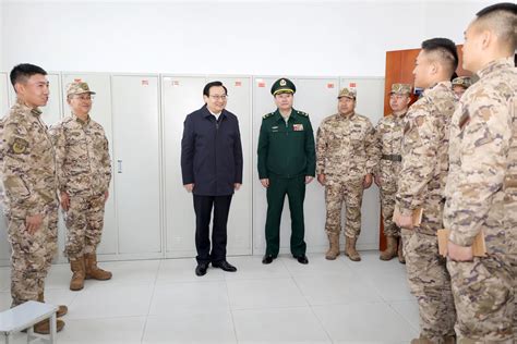 梁言顺张雨浦走访慰问驻宁部队和武警宁夏总队 向广大官兵致以诚挚问候和新春祝福 希望军地携手共同谱写美丽新宁夏建设新篇章 固原新闻网