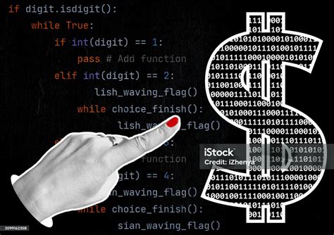 합성 콜라주 소프트웨어 코드를 배경으로 한 여성의 손이 바이너리 코드로 구성된 달러 기호를 가리킵니다 금융 기술에 대한 스톡 사진 및 기타 이미지 Istock
