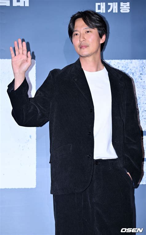 이슈 유머 10 20 블랙핑크 로제 아스트로 차은우 김남길 영화 리멤버 Vip시사회