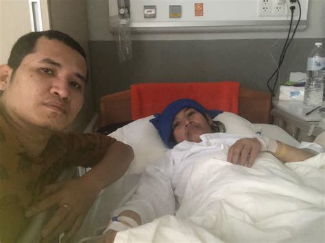 នាយទុយ ព្រួយបារម្ភខ្លាំងក្រោយប្អូនស្រីបង្កើតធ្លាក់ខ្លួនមានជម្ងឺដុះសាច់ក្នុងខួរក្បាល Khmernote