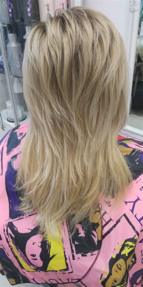 Градуированная стрижка стрижки для полных женщин 2 фото идей 2024