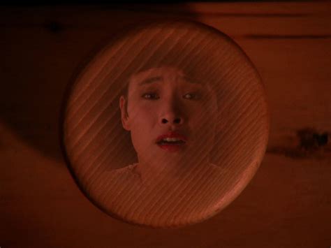 20 Weird Things You Forgot About The Original Twin Peaks Cnet