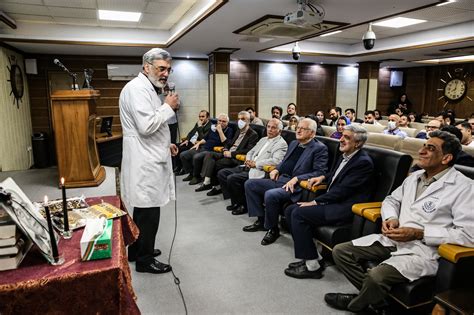 گزارش تصویریمراسم گرامیداشت دکتر داریوش راوری استاد دانشگاه علوم پزشکی