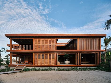 Casas Elilula Elevated Beach Villa With Timber Megastructure