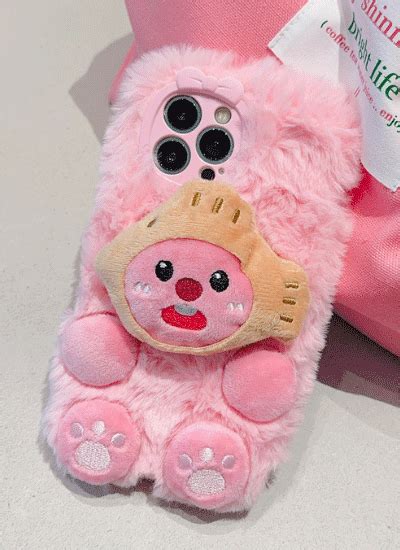 귀여움끝판왕💕 붕어빵 꿀벌 캐릭터 털 자수 아이폰케이스 에이블리