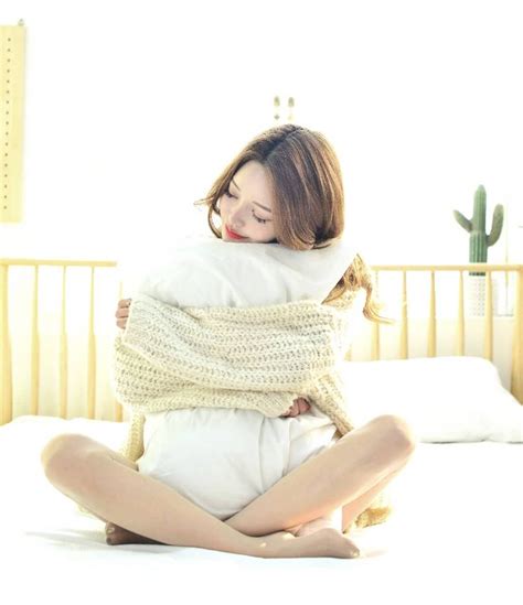 김효진 On Instagram 내 곁에 있는 소중한 인연들 곁에서 함께 2020년도 더 행복해질수있었으면 좋겠어용🙏 내 주변 모든 사람들 더 따뜻하고 행복한 좋은일만