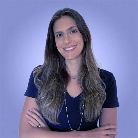 Helena Salomão Medium